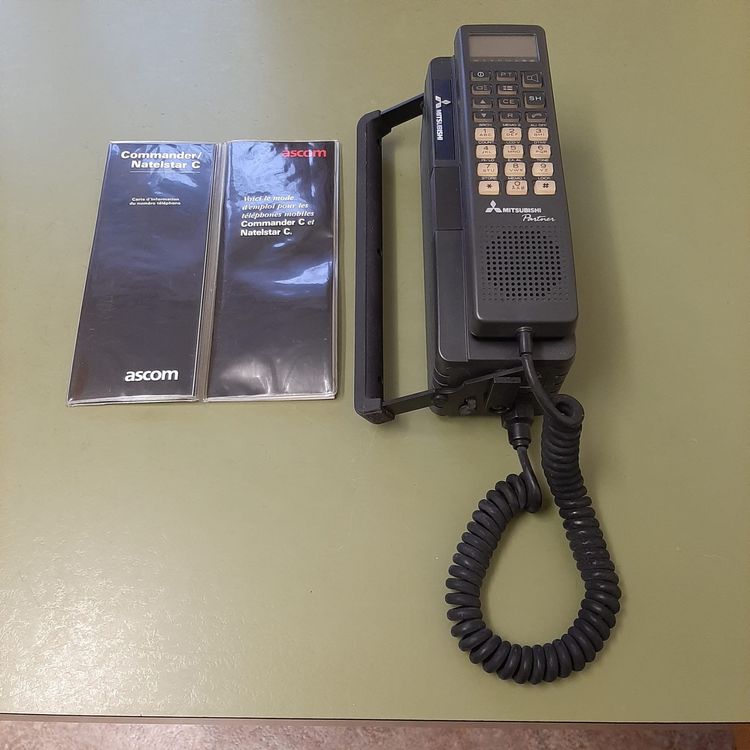 Autotelefon Mitsubishi Commander C NMT 900 (aus Bentley) (Gebraucht) in ...