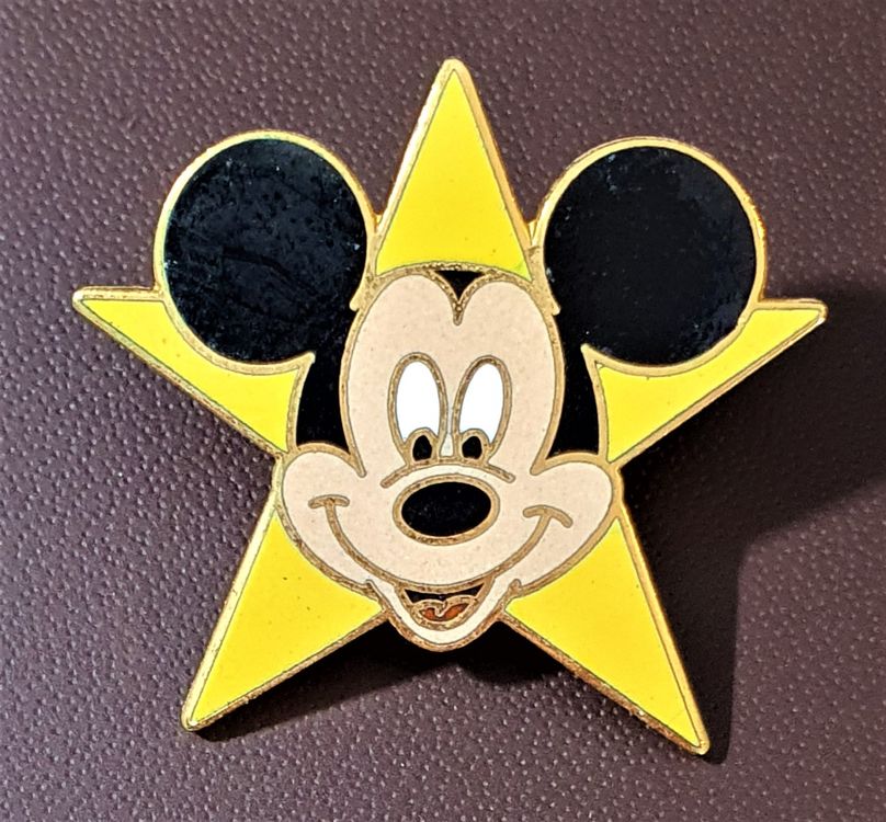Q565 - Pin Walt Disney - Mickey Mouse (Gebraucht) in Reinach BL für CHF ...