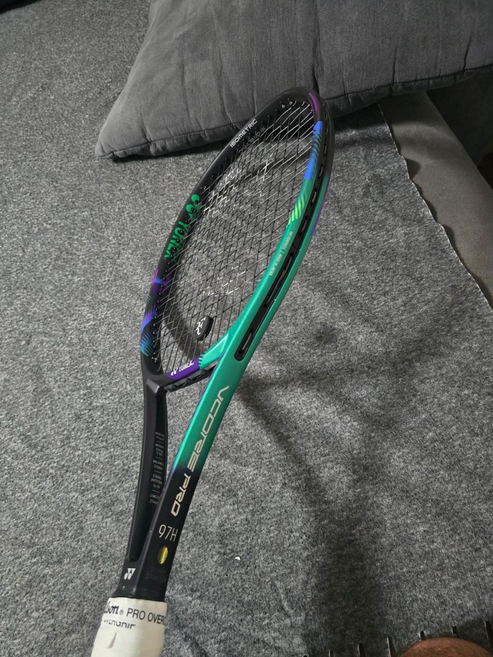 Yonex VCORE Pro 97H 330g (Wawrinka) (D'occasion) à Lausanne pour CHF 75 ...