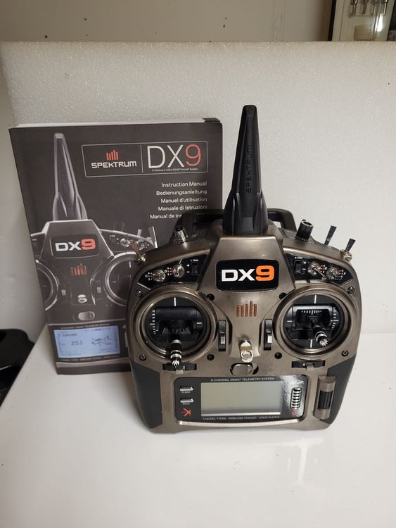 Fernbedienung DX9 (Gebraucht) in Matzingen für CHF 160 – nur Abholung auf Ricardo kaufen