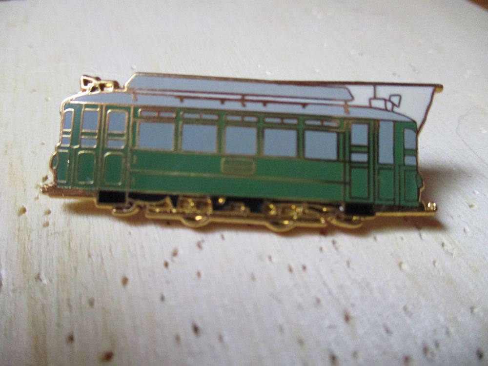 Tram Lok Bahn Pin ???? (Neu (gemäss Beschreibung)) in Felsberg für CHF 0.5 – mit Lieferung auf ...