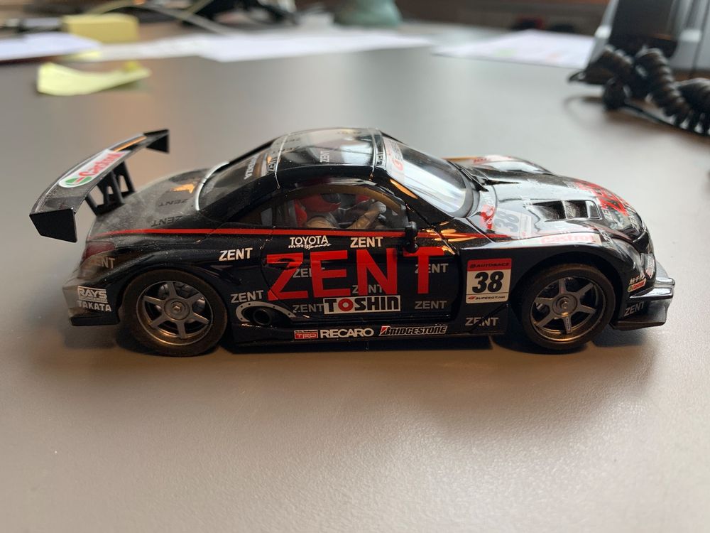 Slotcar von Ninco Zent Lexus NX Cerumo SC430 (Gebraucht) in Zürich für ...
