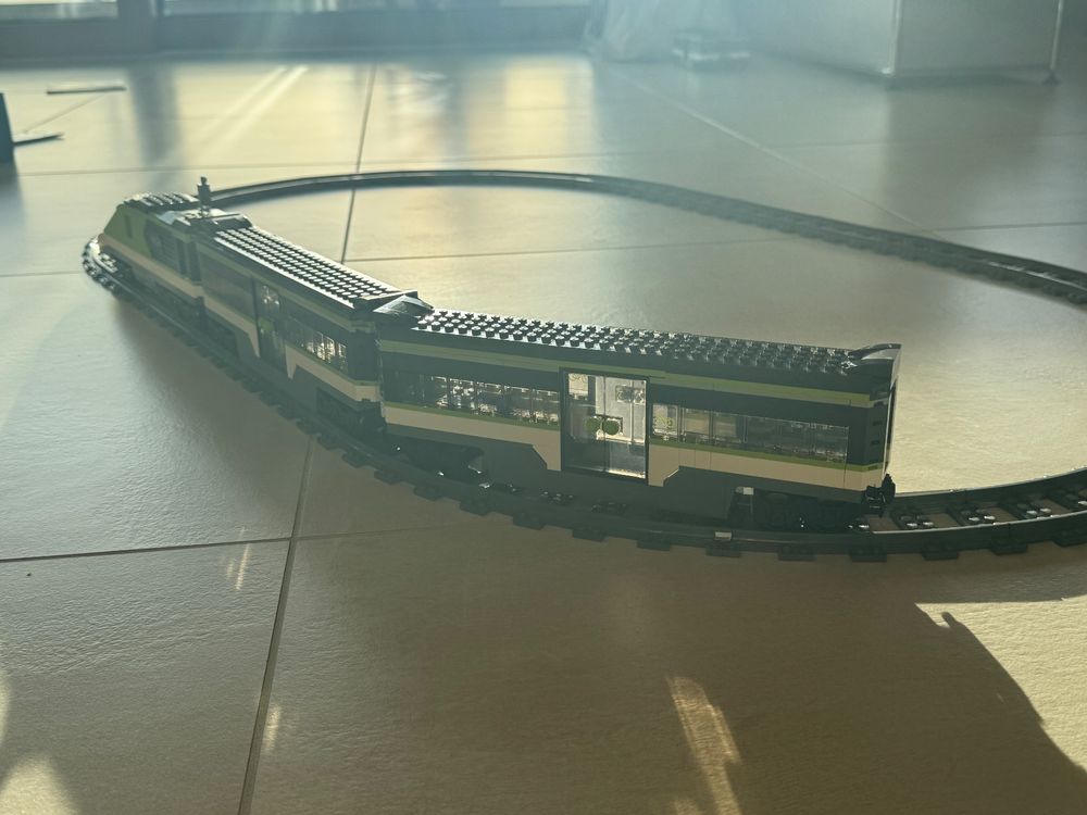 LEGO City 60337 Zug/ Personenzug - fast komplett (Gebraucht) in Vernier ...