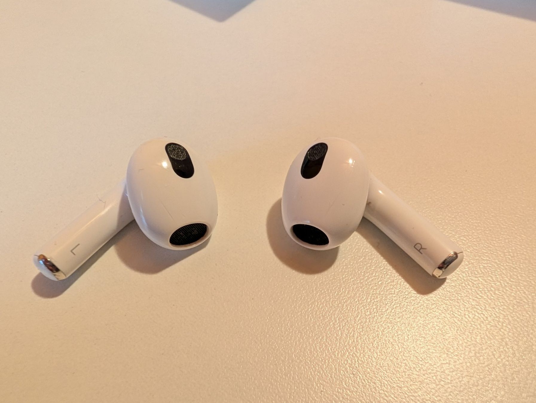 AirPods 3 gen - lightning (Gebraucht) in Vezia für CHF 30 – mit ...