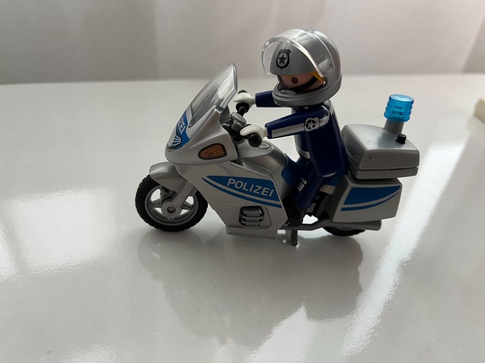 Playmobil Polizei Motorrad (Gebraucht) in Bösingen für CHF 9 – nur Abholung auf Ricardo kaufen