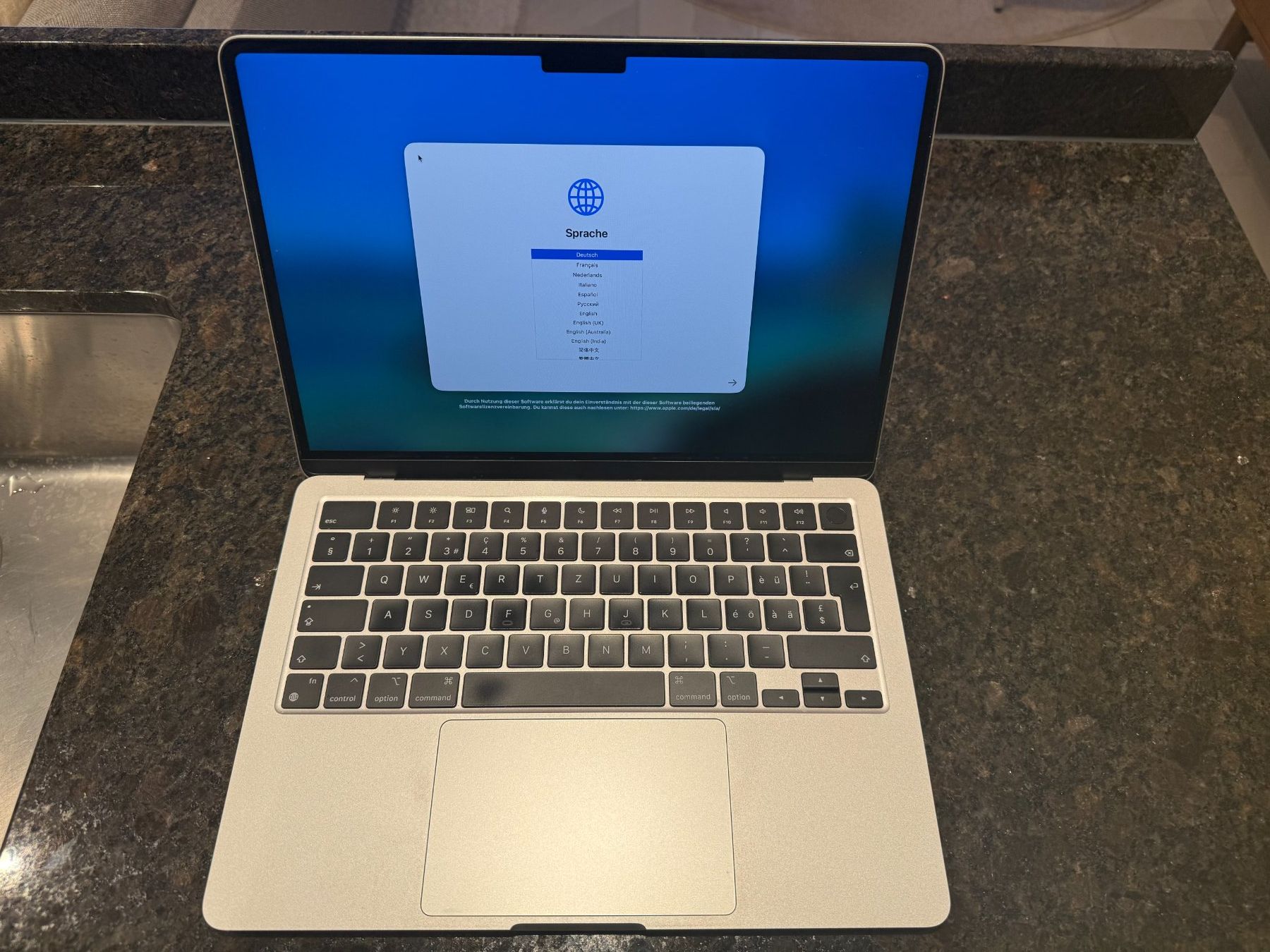 Apple MacBook Air M3 (2024) – 13", 8 GB RAM – Top Zustand (Gebraucht ...