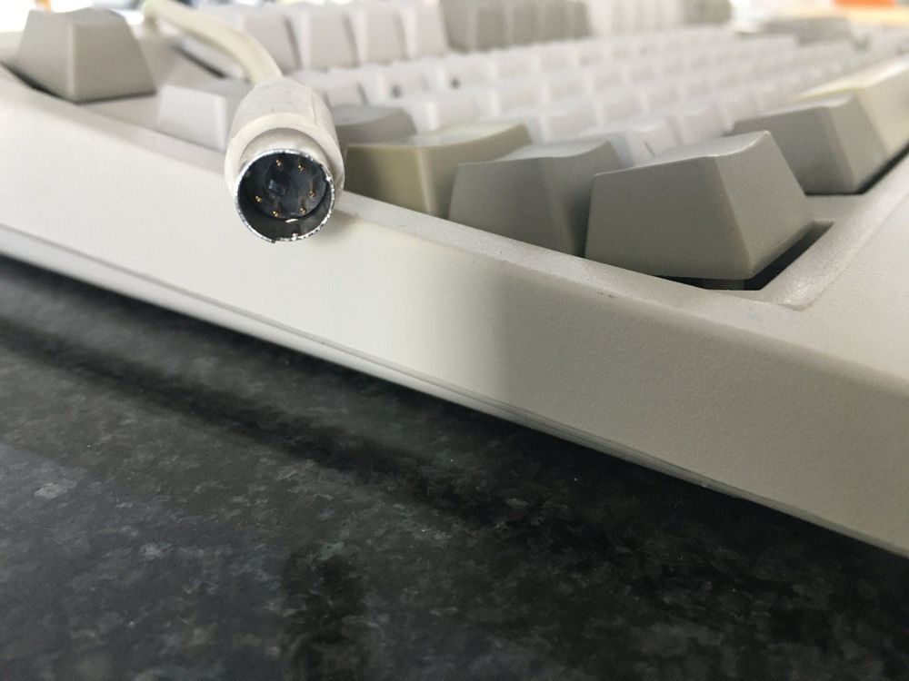 TANDY Enhanced Keyboard (Gebraucht) in Wolfwil für CHF 140 – mit ...