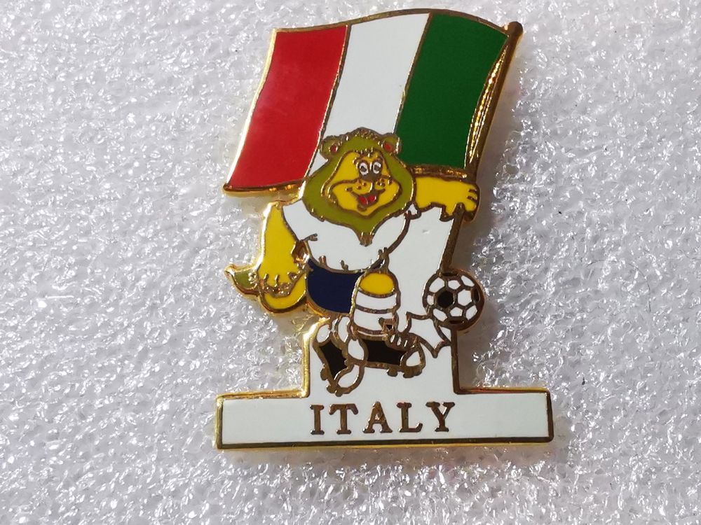 Ansteckpin 123: Uefa Euro 1996 Italien (Gebraucht) in Oppligen für CHF ...