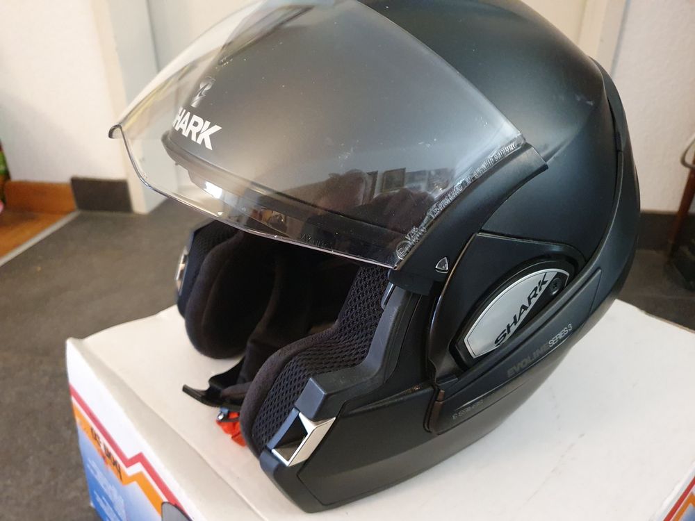 Shark Helm Klapphelm Integralhelm Grösse XL Guter Zustan | Kaufen auf ...