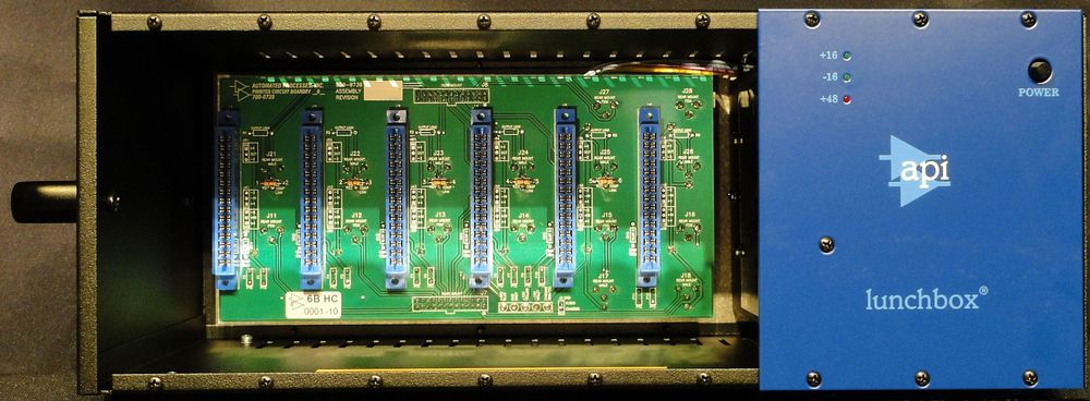 API Lunchbox 500 series rack (Gebraucht) in Bern für CHF 410 – mit ...