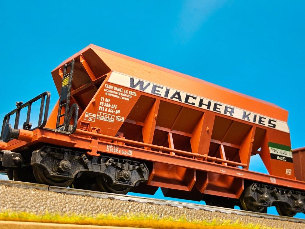 2 x Liliput __ SBB Schüttgutwagen Weiacher mit Güterwagen H0 (Gebraucht ...