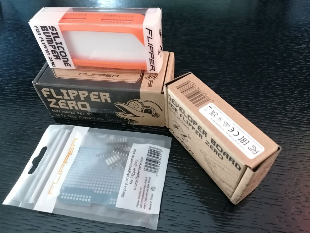 Flipper Zero Bundle OVP (Neu und originalverpackt) in Vielbringen b ...
