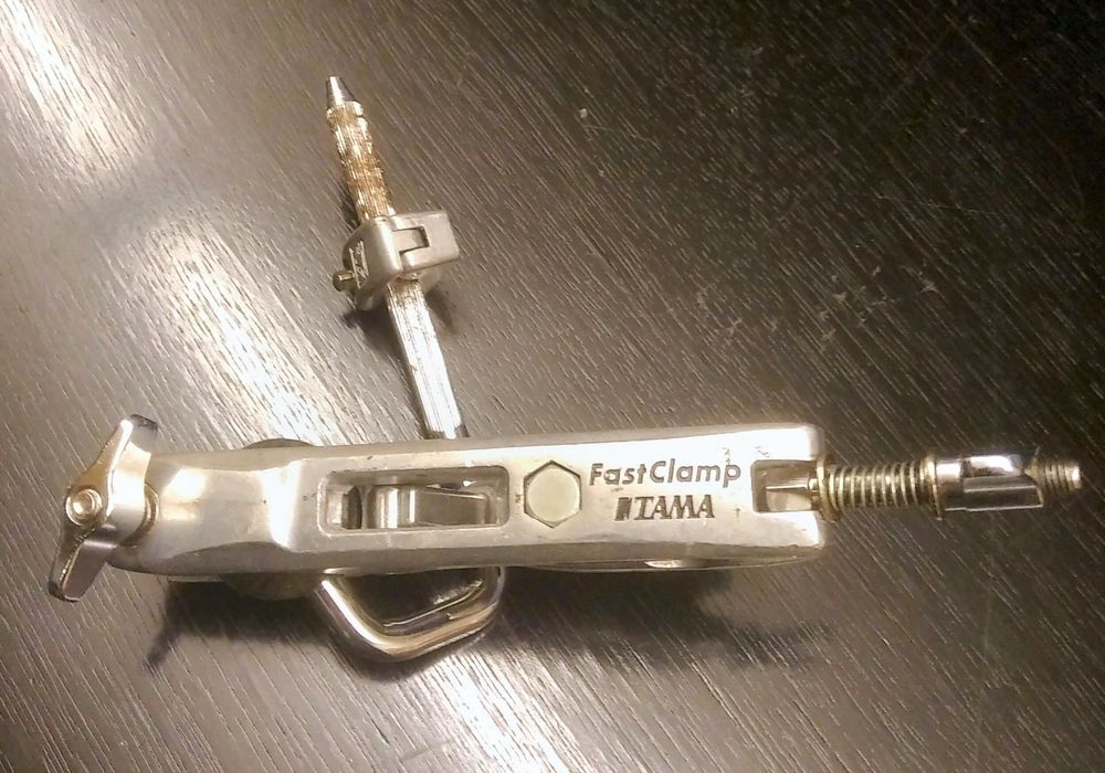 Tama Universal Fast Clamp (Gebraucht) in Zofingen für CHF 4 – mit ...