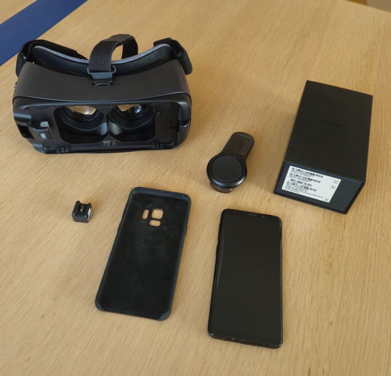 Samsung Galaxy S9 SM-G960 & Samsung SM-R323 Gear VR (Gebraucht) in ...