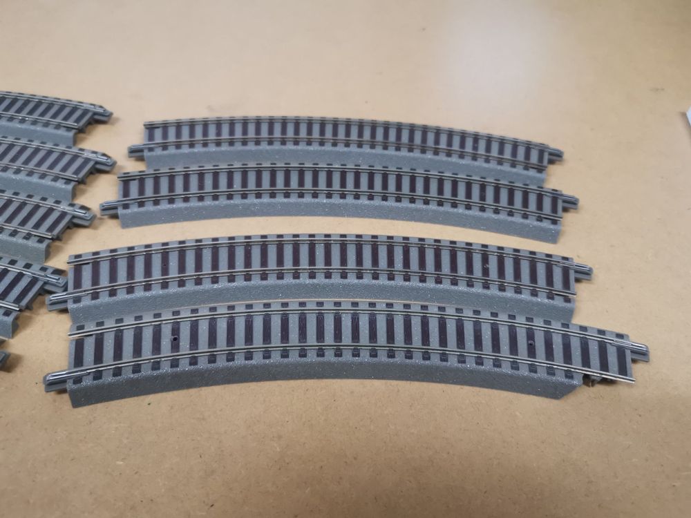 9x - Roco GeoLine 61123 - Gebogenes Gleis R3, 30° (Gebraucht) in St. Margrethen SG für CHF 5 ...