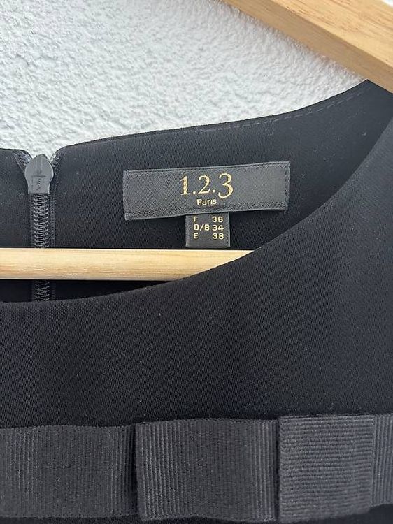 Robe 1.2.3 Paris (D'occasion) à Arbaz pour CHF 20 – avec livraison ...
