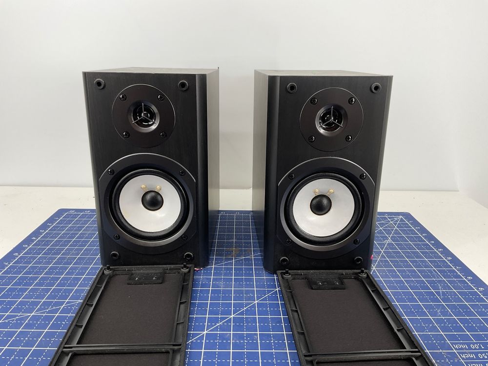 Onkyo MODEL D-035 Lautsprecher Paar funktionieren Problemlos (Gebraucht ...