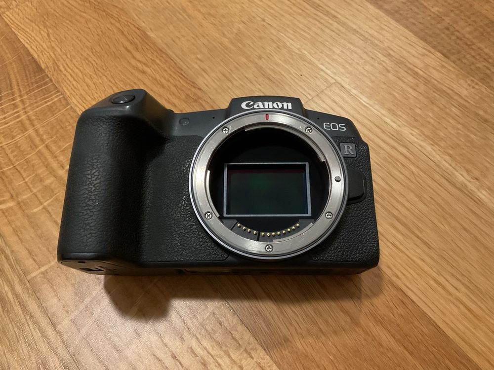 Canon EOS RP (D'occasion) à pour CHF 530 – avec livraison | Acheter sur Ricardo