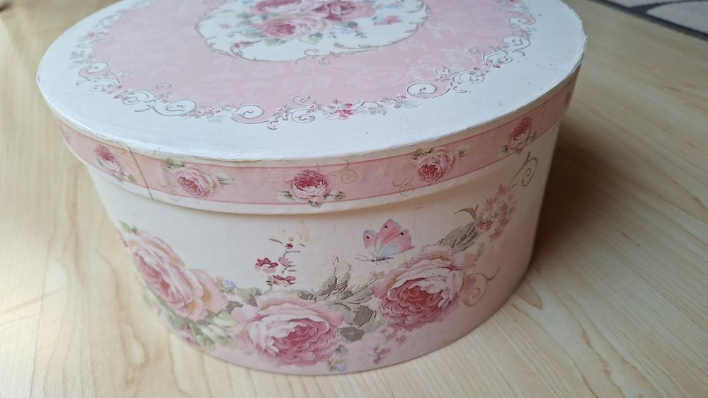 grosse hübsche ,Kartonage Box ,"Rosen" 33cm | Kaufen auf Ricardo