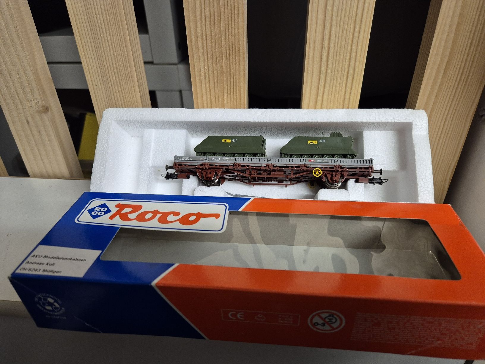 Roco AKU SBB Ks mit 2 Panzer M113, unbespielt, OVP, Rarität! (Neu ...