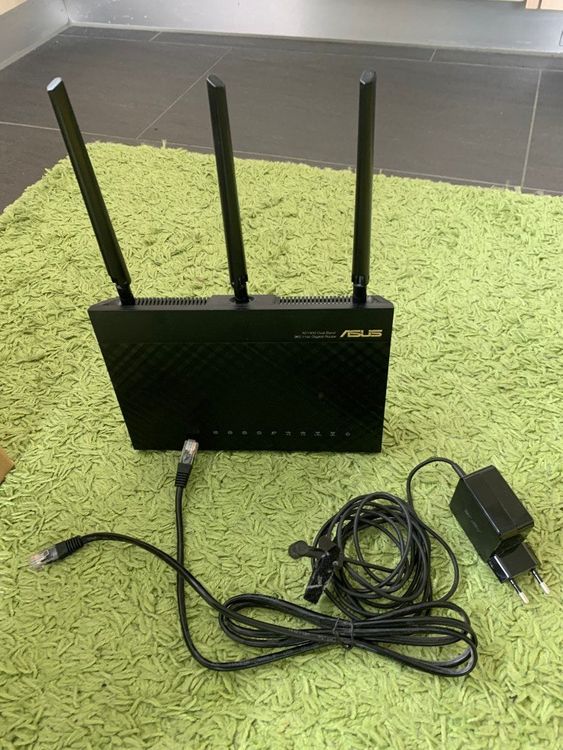 ASUS RT-AC68U AC1900 Gigabit WLAN Router | Kaufen auf Ricardo