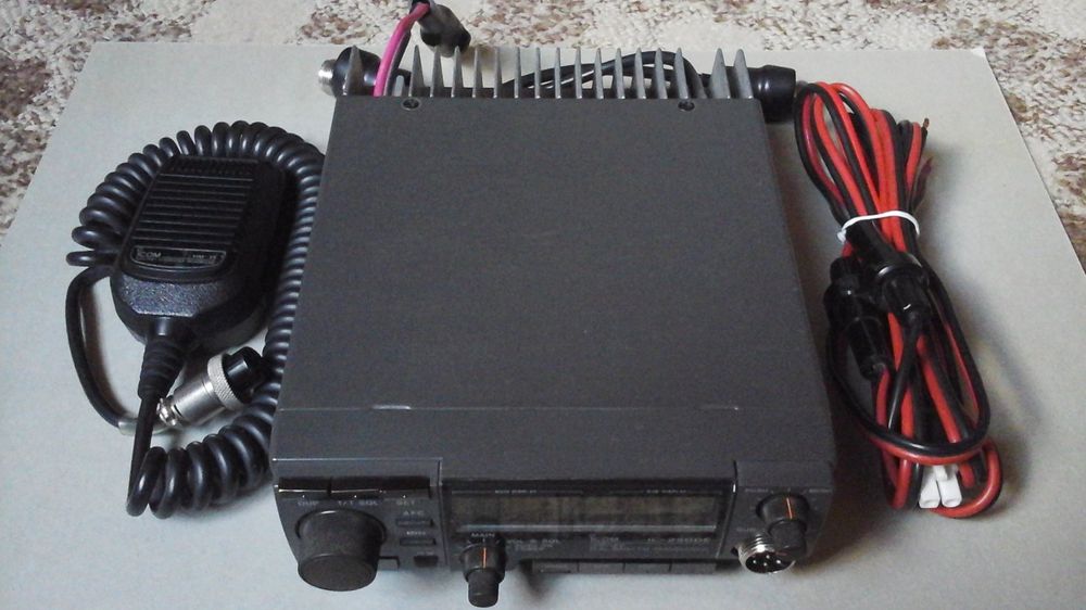 Icom IC-2500E Dualband FM Amateurfunk Transceiver 70cm/23cm (Defekt) in ...