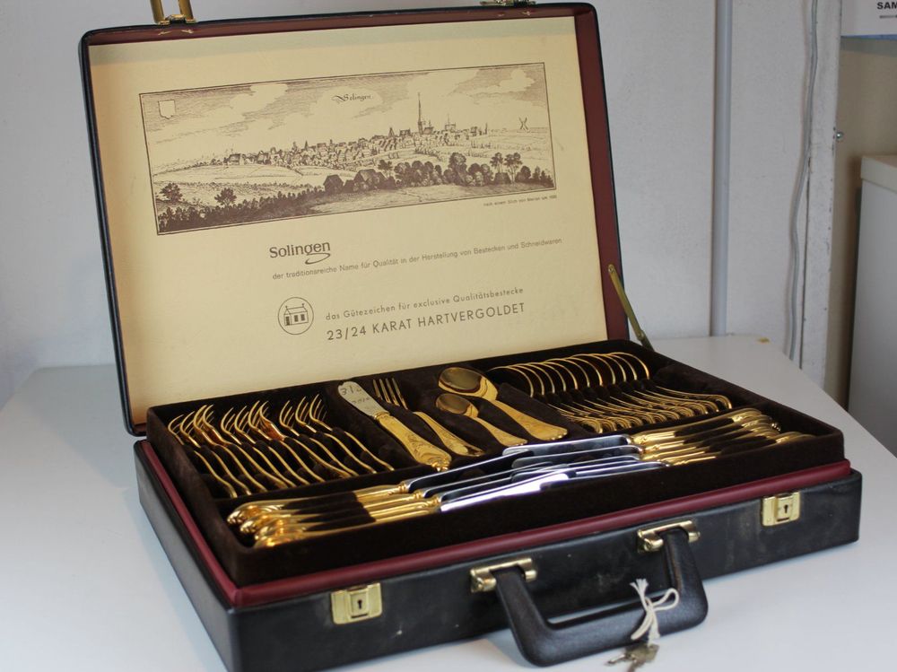 Solingen Besteckset 69-teilig 23/24K (Gebraucht) in Basel für CHF 180 ...