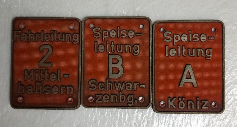 3 x Gussschild Bahn 9x12 cm gebraucht (Gebraucht) in für CHF 5 – mit ...