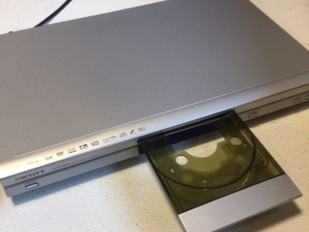 SCOTT DVD-Player mit Fernbedienung - Silber (Gebraucht) in Spiez für ...