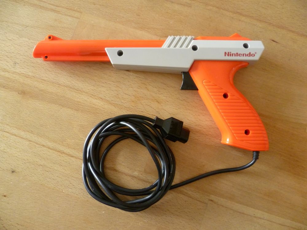 Originaler Nintendo NES Zapper (NES-005) aus den 80er Jahren (Gebraucht ...