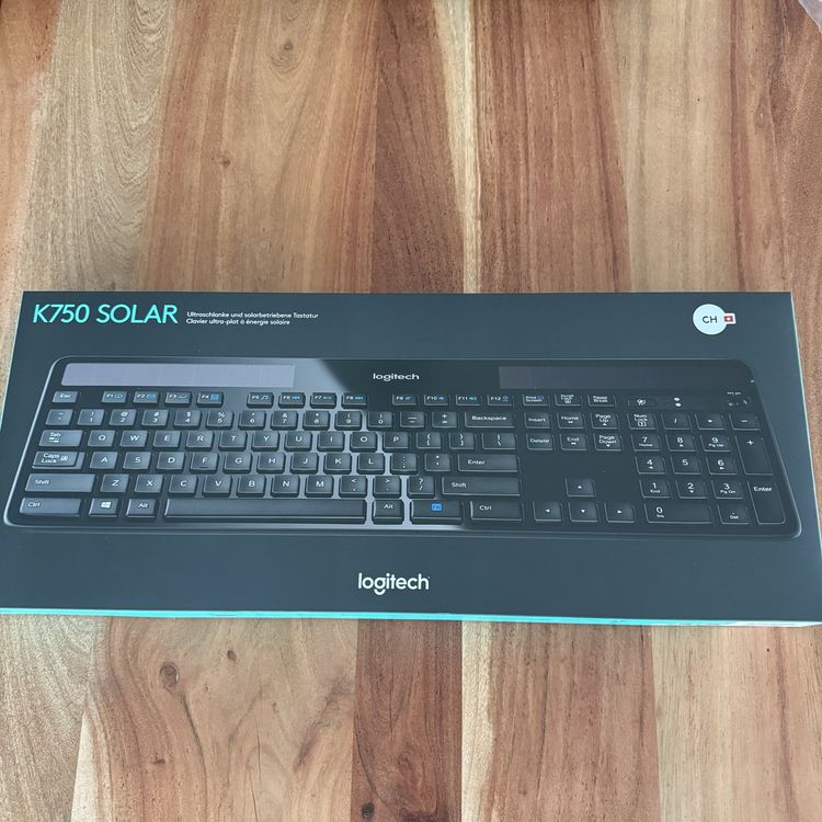 Logitech K750 Solar Bluetooth Tastatur (Neu und originalverpackt) in ...