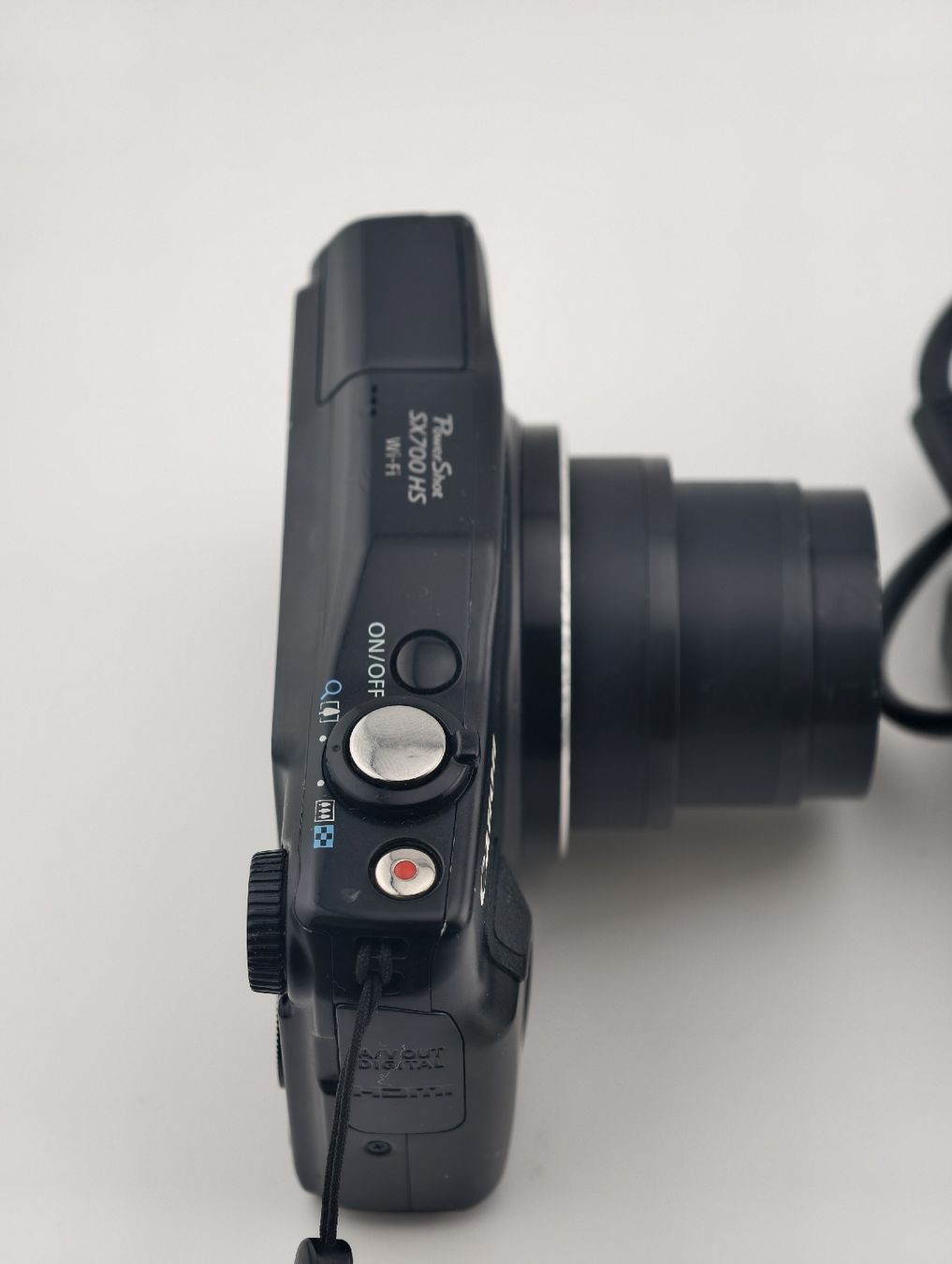 Canon PowerShot SX700 HS digital camera with charger (D'occasion) à ...