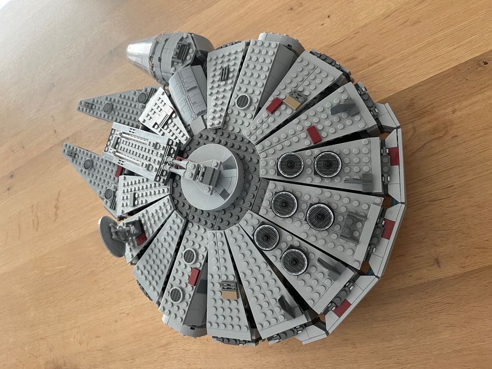 Lego Star Wars 7965: Millennium Falcon | Kaufen auf Ricardo