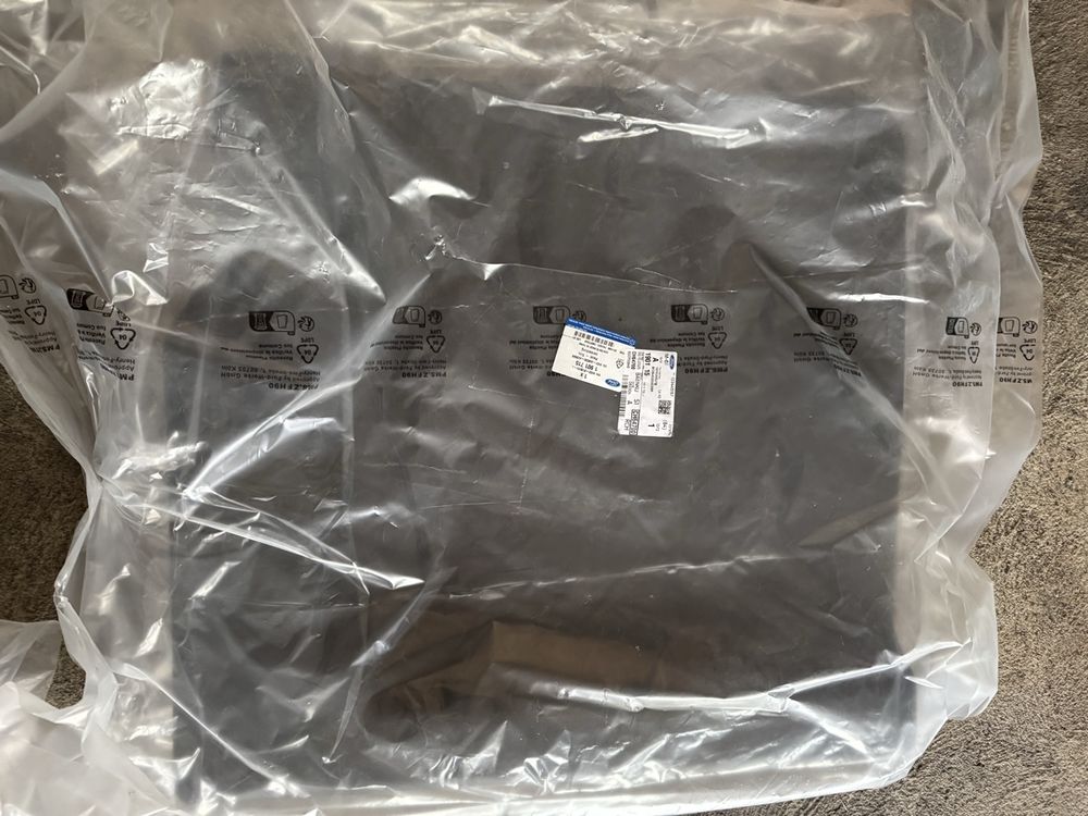 Ford Transit Türverkleidung Innen L+R (Neu und originalverpackt) in ...