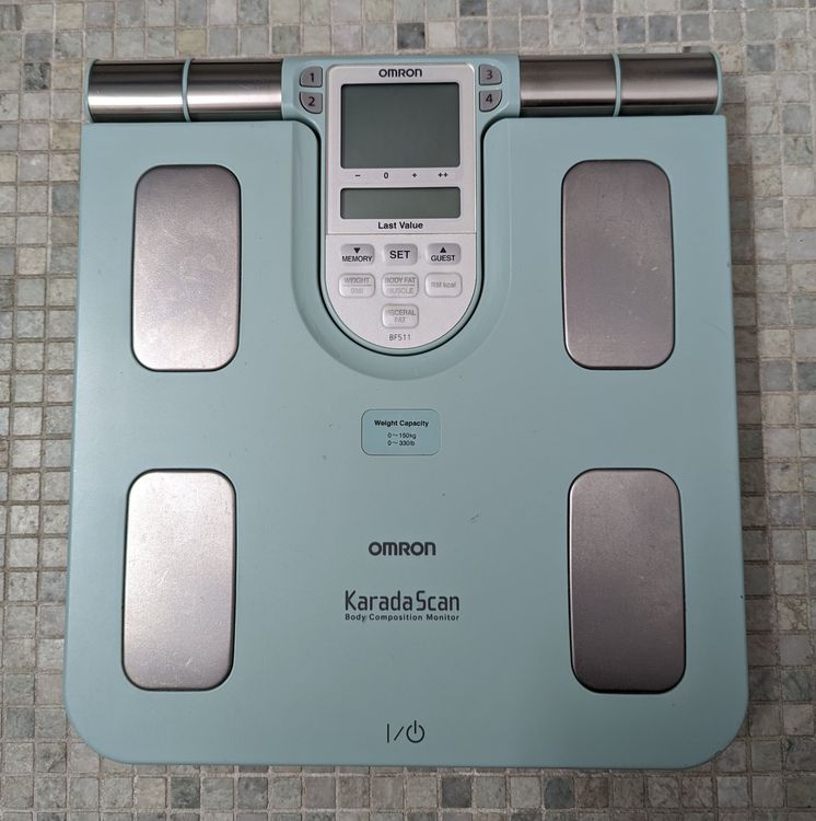 Omron BF511 Waage Körperfett Muskel BMI Messgerät (Gebraucht) in für CHF 36 – mit Lieferung auf ...