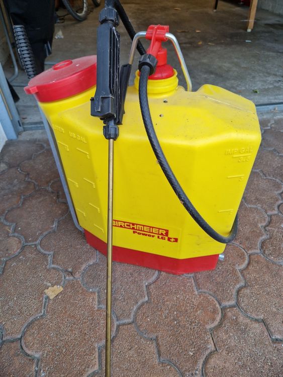 Rückenspritze Birchmeier (Gebraucht) in Cham für CHF 3 – nur Abholung auf Ricardo kaufen