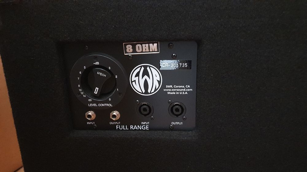 SWR Goliath Jr 8 Ohm 2x10" 400W Bass Cabinet (Neuf (Voir description ...