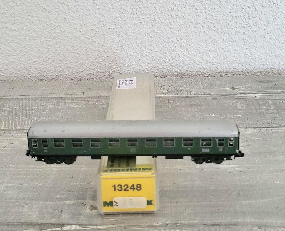 Minitrix Spur N gebrauchter Personenwagen 13248, Farbe grün (Gebraucht ...