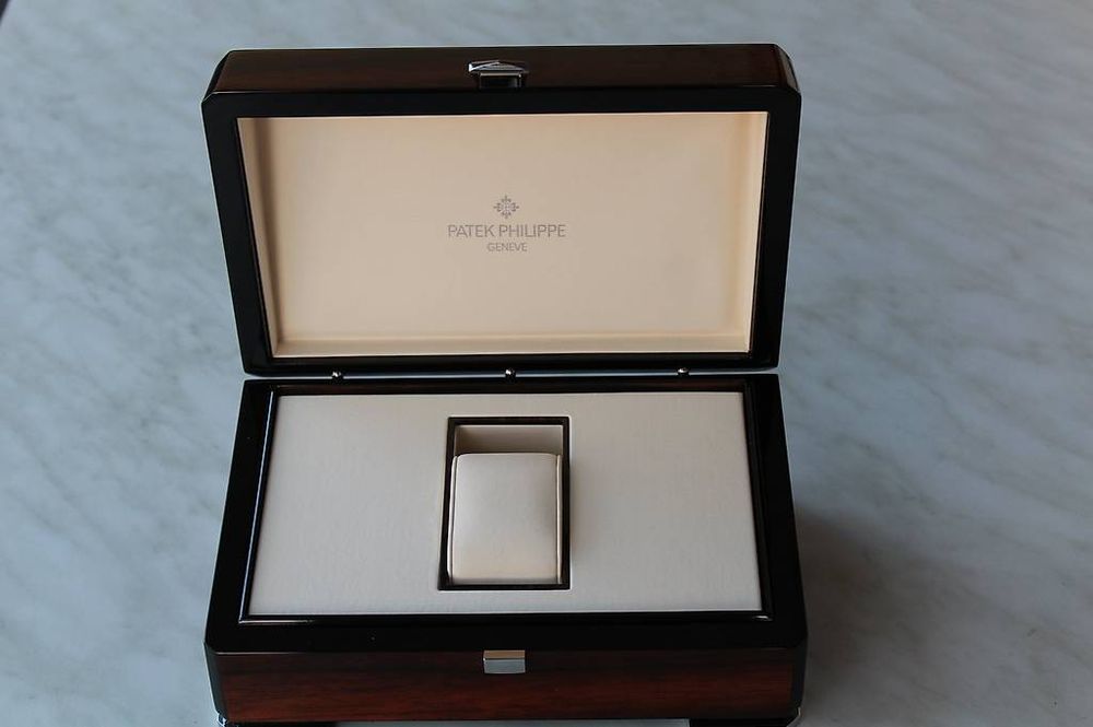 Patek Philippe WATCH-BOX Einmalige Gelegenheit (Gebraucht) in ...