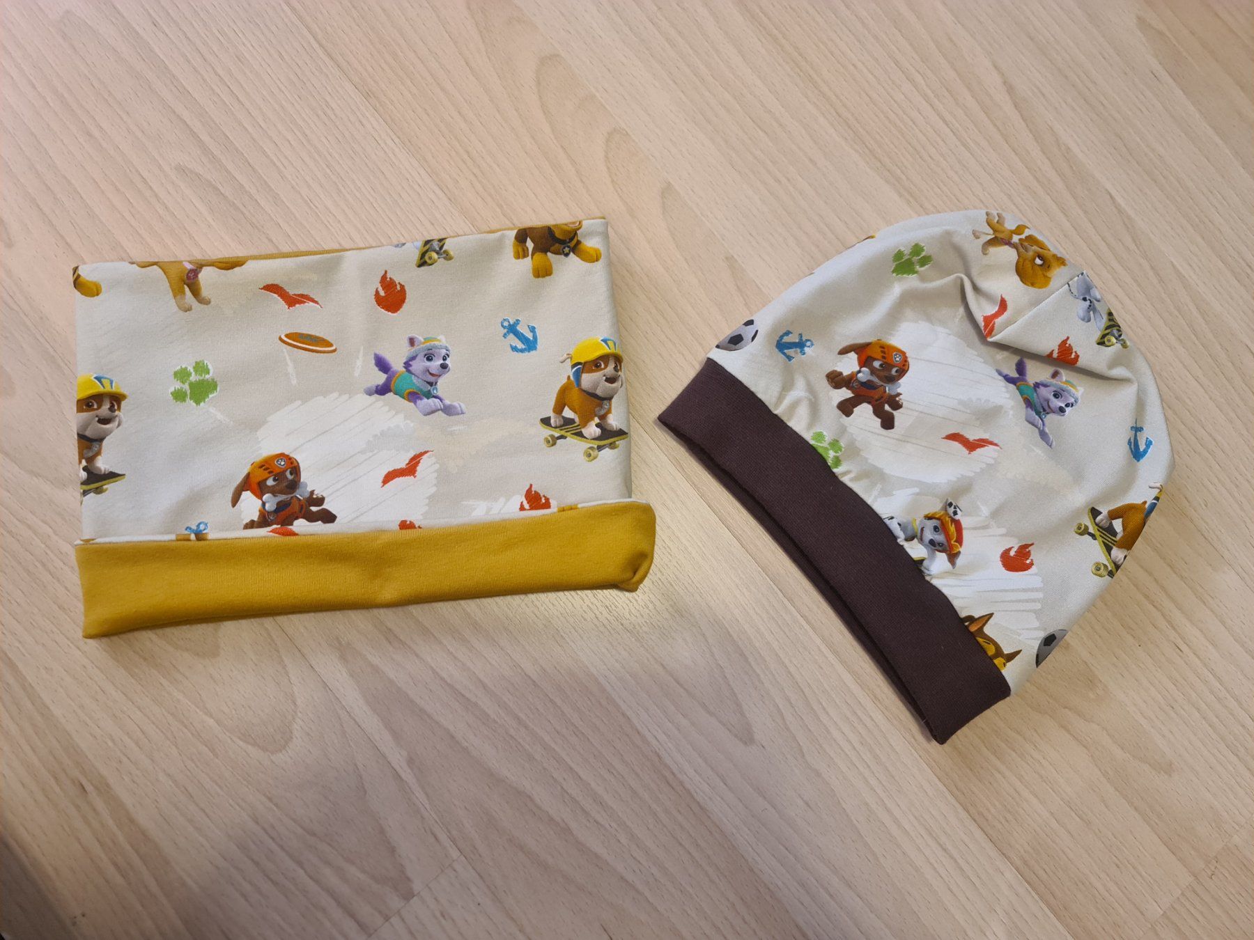 Paw-Patrol Kindermütze-Loop-Set "Handgemacht" (Neu (gemäss Beschreibung ...