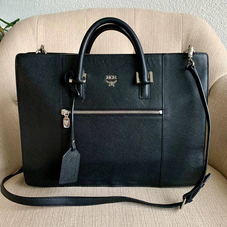 Elegante Original MCM Tasche schwarz Office & more (Gebraucht) in Rombach für CHF 200 – mit ...