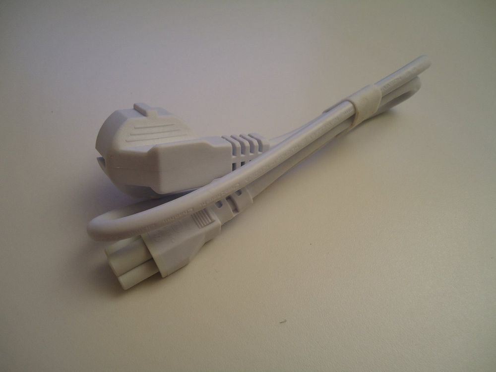 Stromkabel Netzkabel Mickey Mouse (Gebraucht) in Emmenbrücke für CHF 1 ...