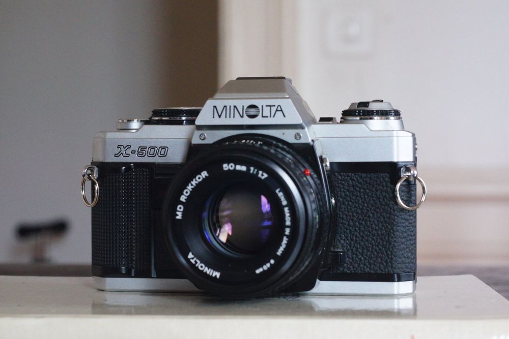 Minolta X-500 + MD Rokkor 50mm 1.7 + databack (Gebraucht) in CLARENS ...