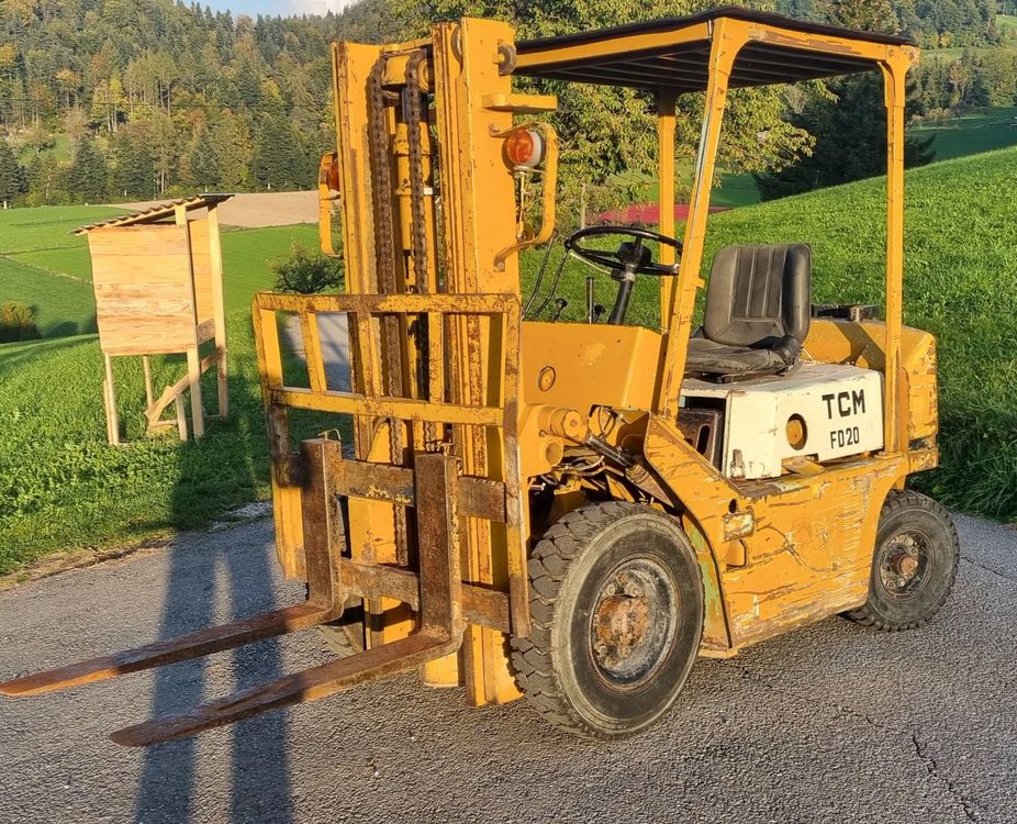 Robuster TCM Stapler 2t Diesel mit Servolenkung ab 1 Fr.- | Kaufen auf Ricardo