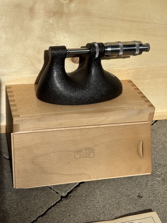 Carl Zeiss Jena Micrometer with Original Wooden Box (Gebraucht) in Baar ...