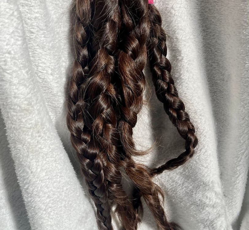 Verkaufe meine Haare (Neu und originalverpackt) in Wettingen für CHF 160 – nur Abholung auf ...
