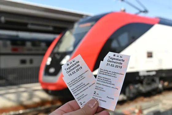 4 SBB GA Tageskarten (Neu und originalverpackt) in Rotkreuz für CHF 150 ...