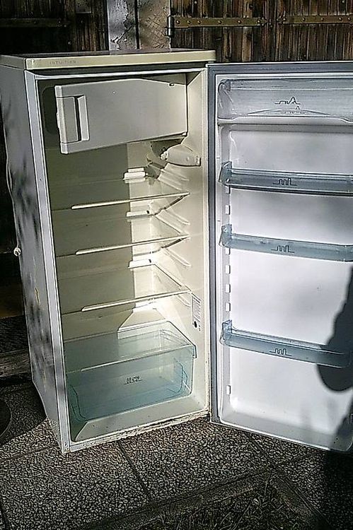 Frigo Electrolux (Gebraucht) in Le Locle für CHF 35 – nur Abholung auf ...