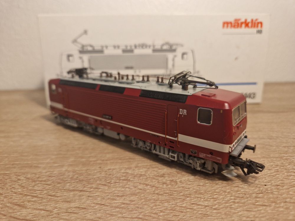 Märklin 3443 E-Lok BR 243 DR H0 (Defekt) in St-Aubin-Sauges für CHF 79 ...