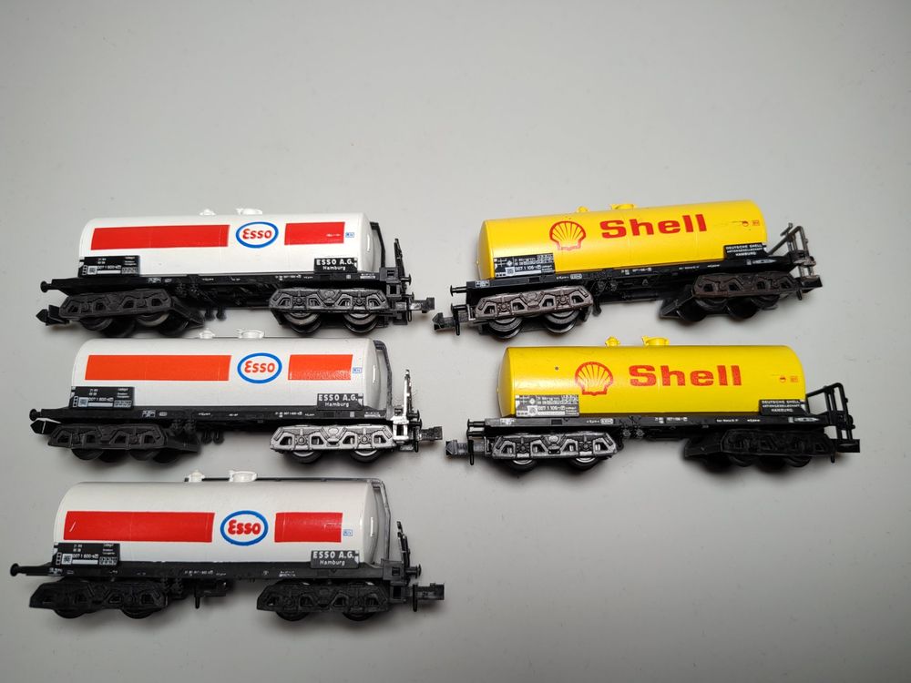 5x Trix Tankwagen (2x SHELL, 3x ESSO) (Gebraucht) in Bachenbülach für ...